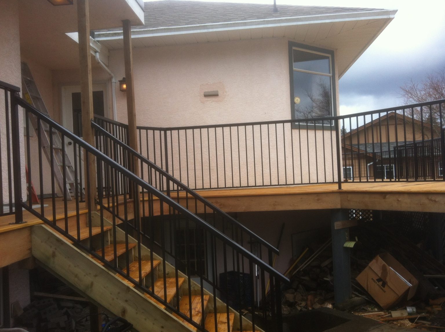 Top Rail Victoria | SunRay Aluminum Railings